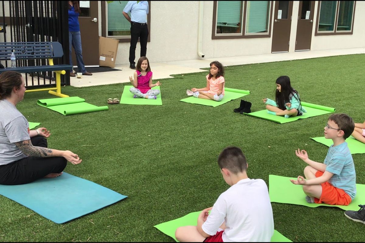 6 Ways Montessori Develops Mentally Strong Preschoolers